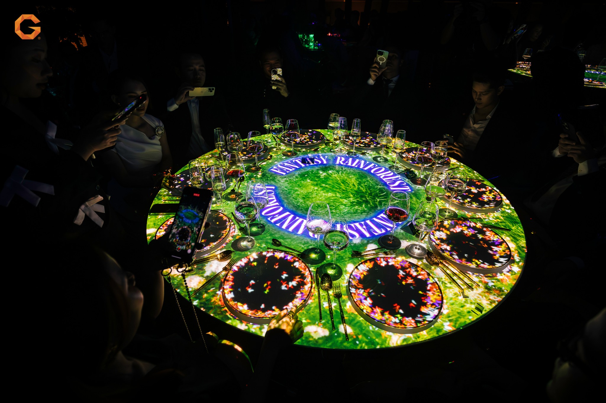 3D Mapping Table - Xu Hướng Cá Nhân Hóa Đẳng Cấp Cho Buổi Tiệc - Công ...